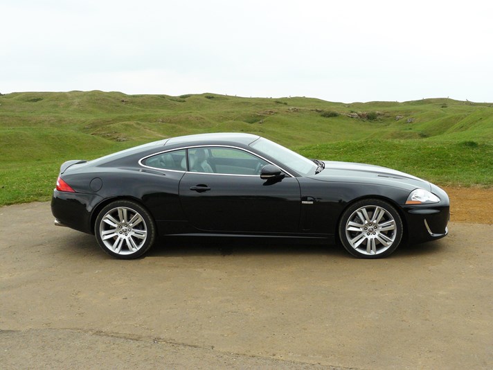 Used Jaguar XK R (2006 - 2014) Review | Parkers