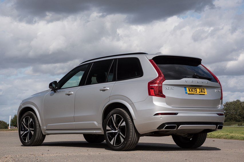 Volvo XC90 (2022) engines, drive and performance | Parkers