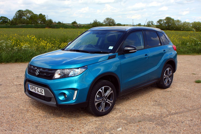 Suzuki Vitara Review (2021) | Parkers