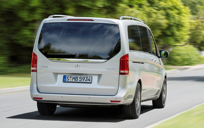 Mercedes-Benz V-Class (2021) Practicality, Boot Space & Dimensions ...