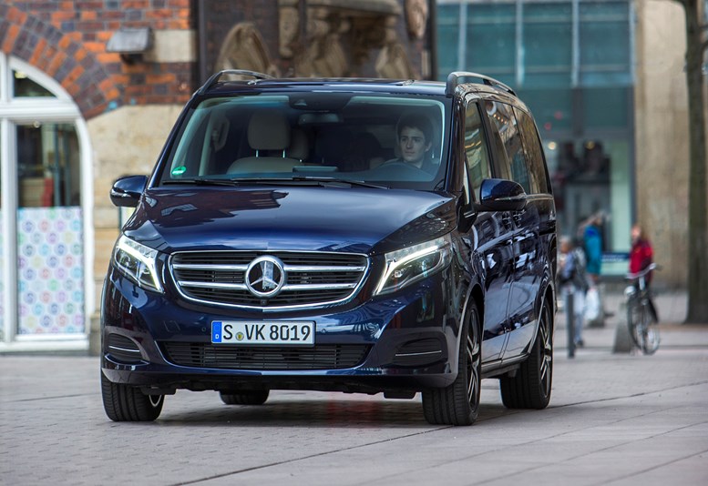 Mercedes-Benz V-Class (2021) Practicality, Boot Space & Dimensions ...