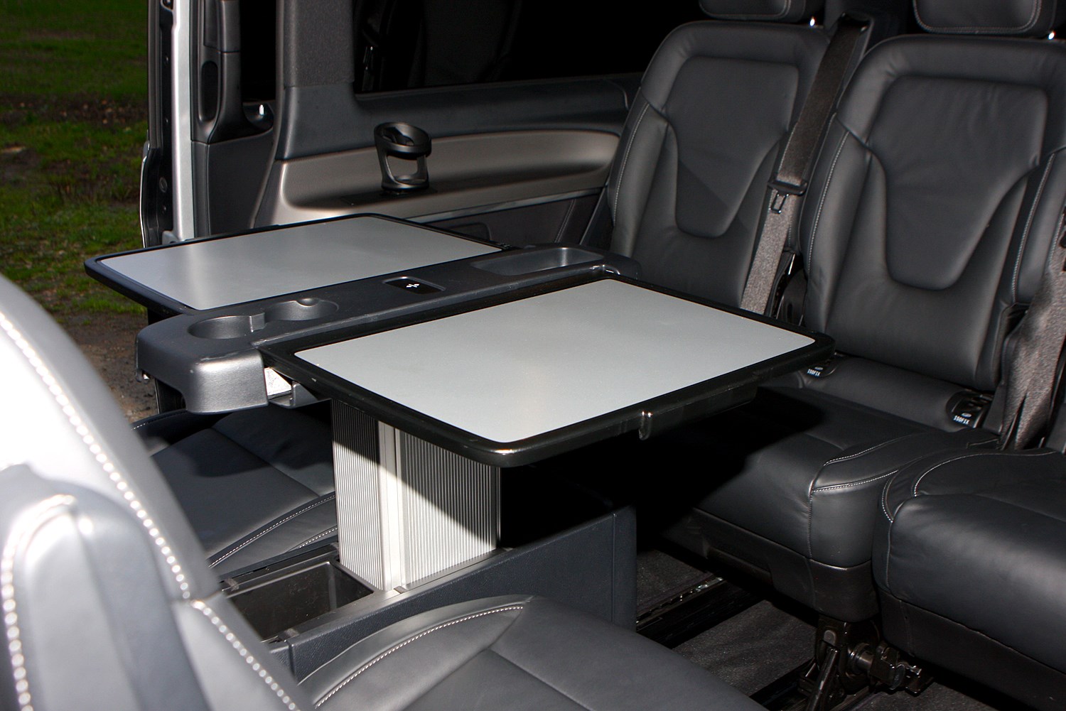 Mercedes-Benz V-Class (2021) Practicality, Boot Space & Dimensions ...