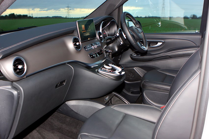 Mercedes-Benz V-Class (2021) Practicality, Boot Space & Dimensions ...