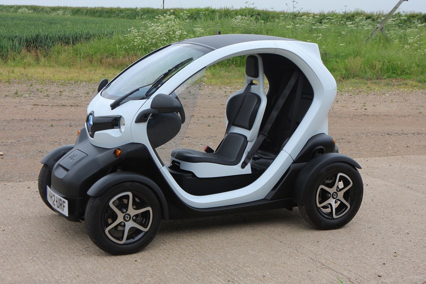 Renault Twizy (2021) MPG, Running Costs, Economy & CO2 | Parkers