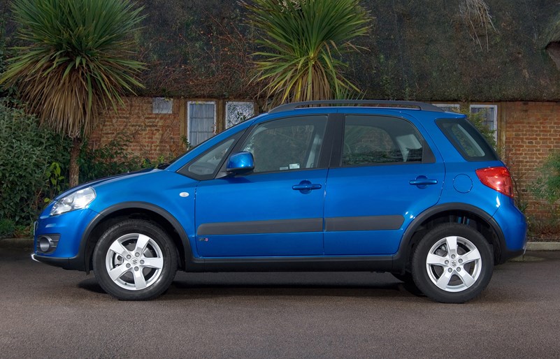 Used Suzuki SX4 Hatchback (2006 - 2014) Review | Parkers