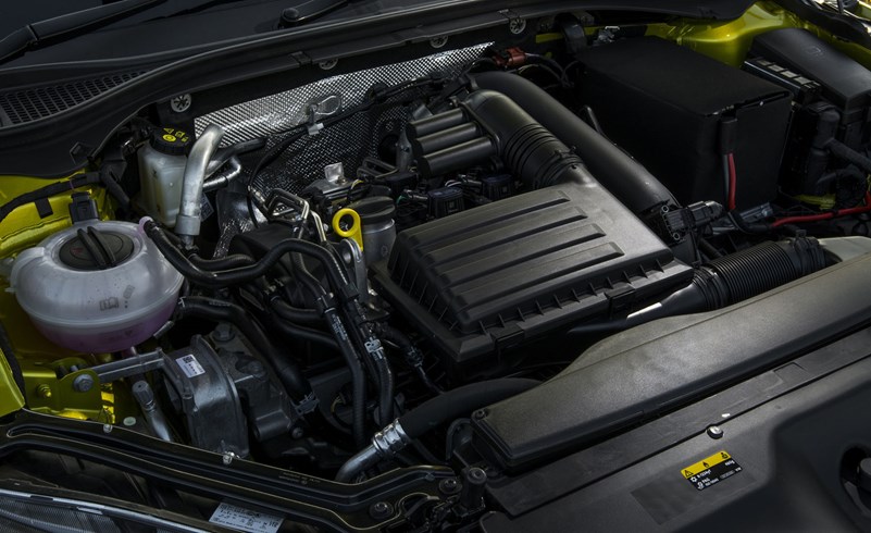 Skoda Superb Review (2021) | Parkers