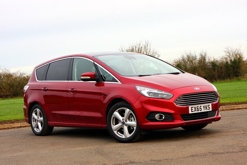 Ford S-MAX Review (2021) | Parkers