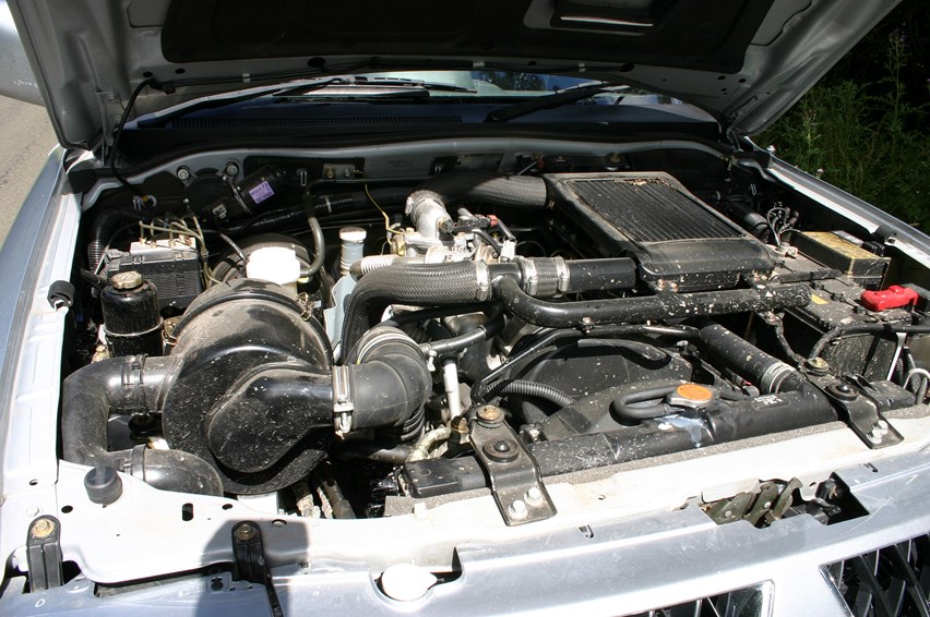 Used Mitsubishi Shogun Sport Station Wagon (1998 - 2006) Review | Parkers