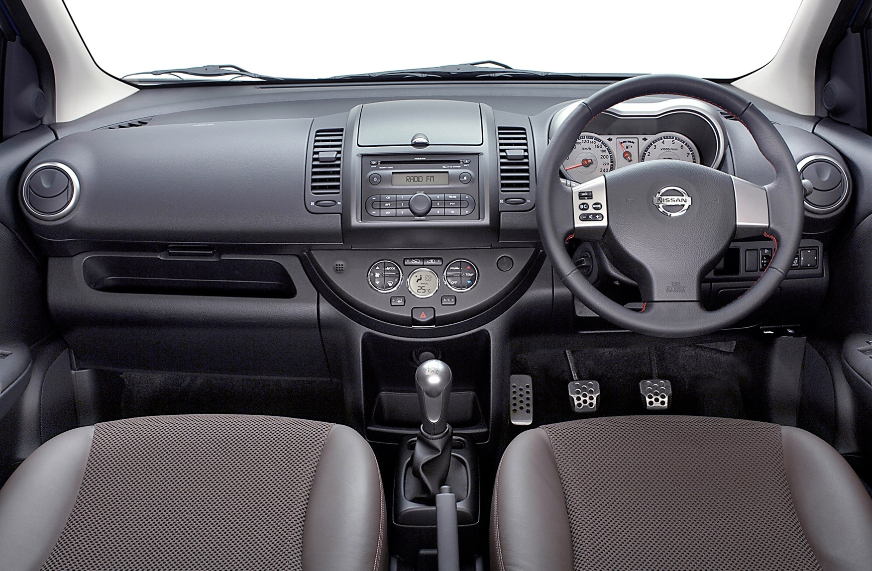 Used Nissan Note Hatchback (2006 - 2013) Review | Parkers
