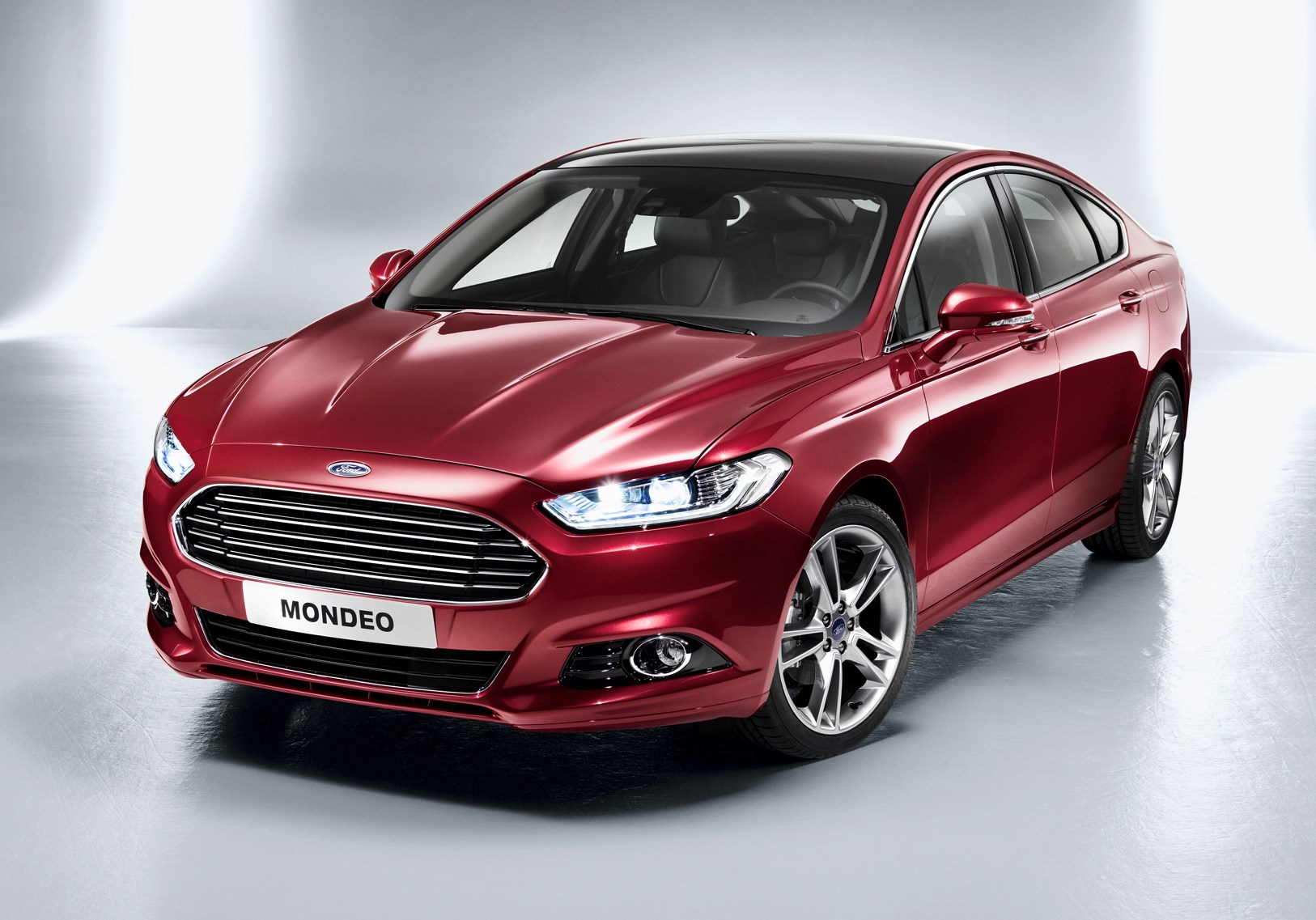Ford Mondeo Review (2021) | Parkers