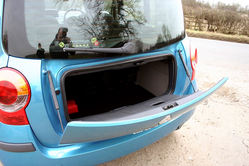 Used Renault Modus Hatchback (2004 - 2012) Review | Parkers