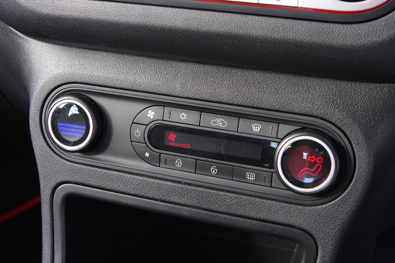 MG Motor UK MG3 (2021) Verdict | Parkers