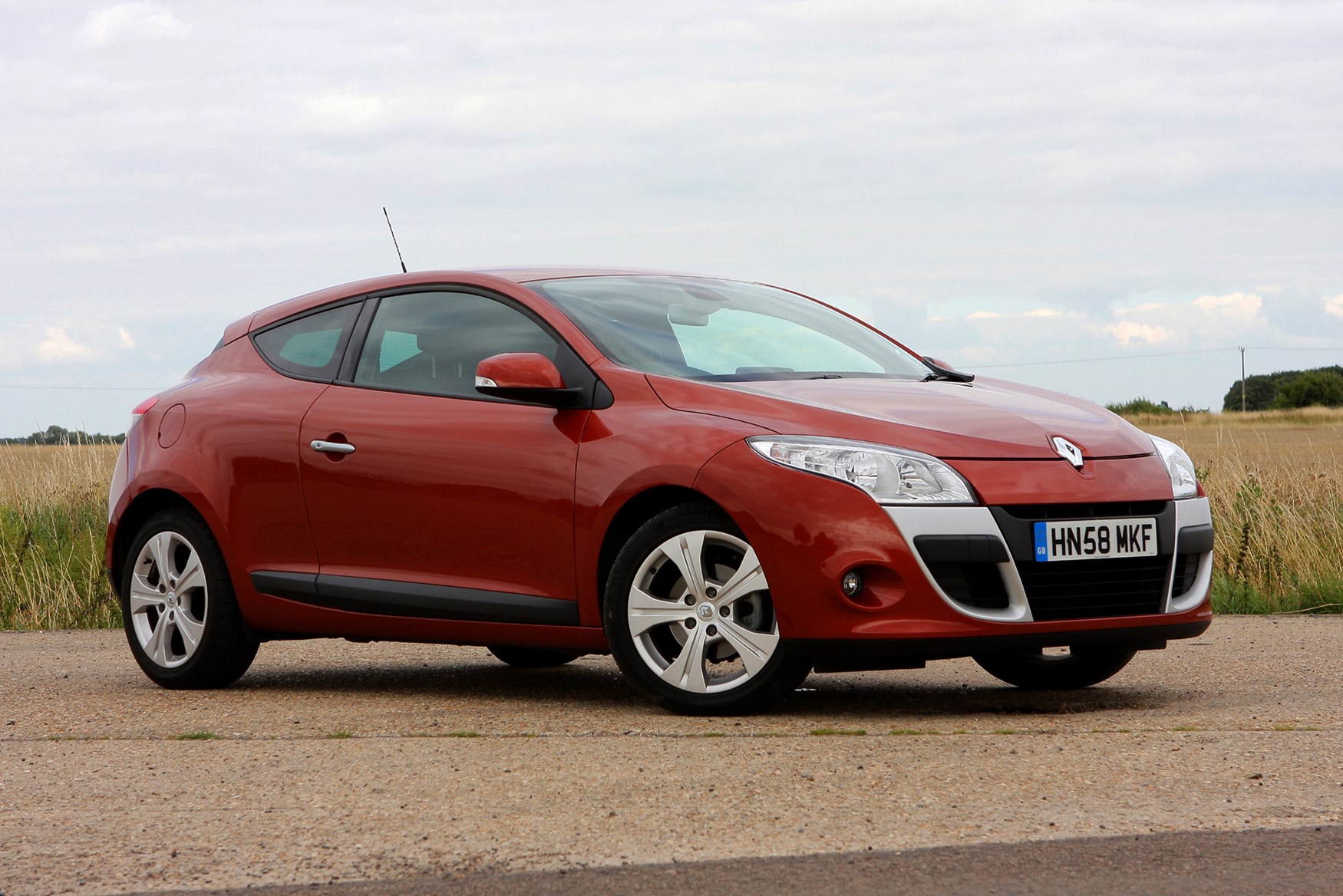 Used Renault Megane Coupe (2009 - 2016) Review | Parkers