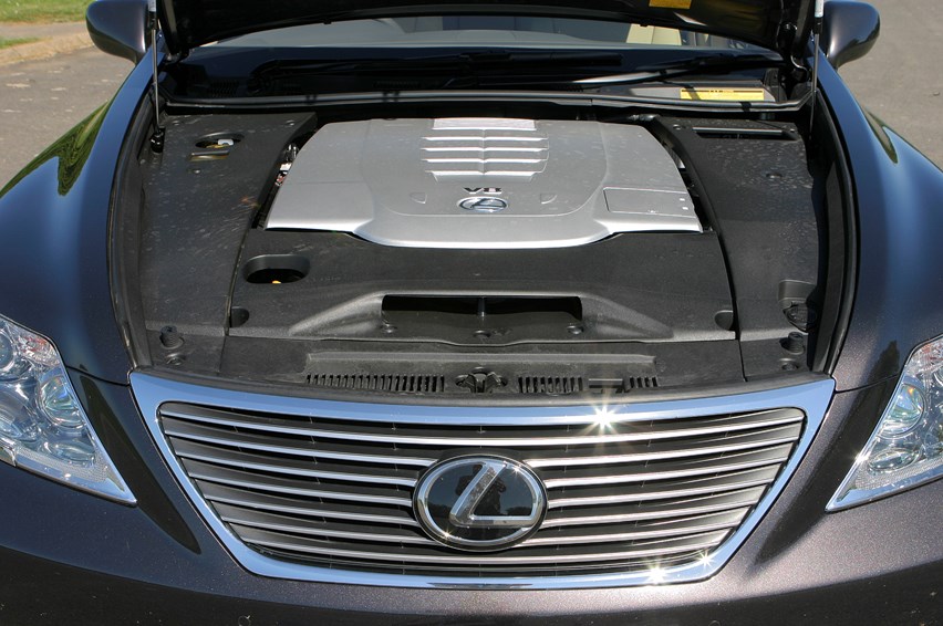 Used Lexus LS Saloon (2007 - 2017) Review | Parkers