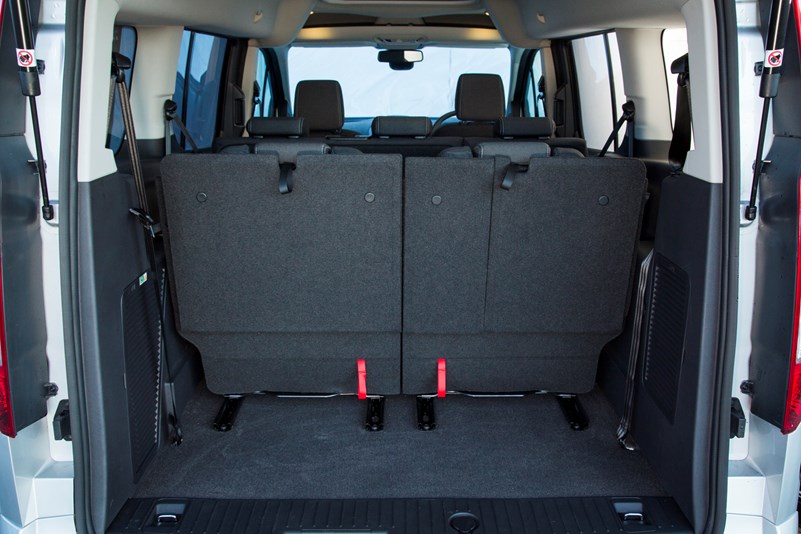 Ford Grand Tourneo Connect (2021) Practicality, Boot Space & Dimensions ...