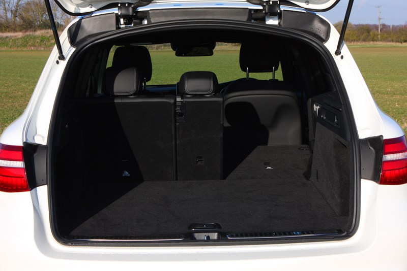 Mercedes-Benz GLC-Class (2021) Practicality, Boot Space & Dimensions ...