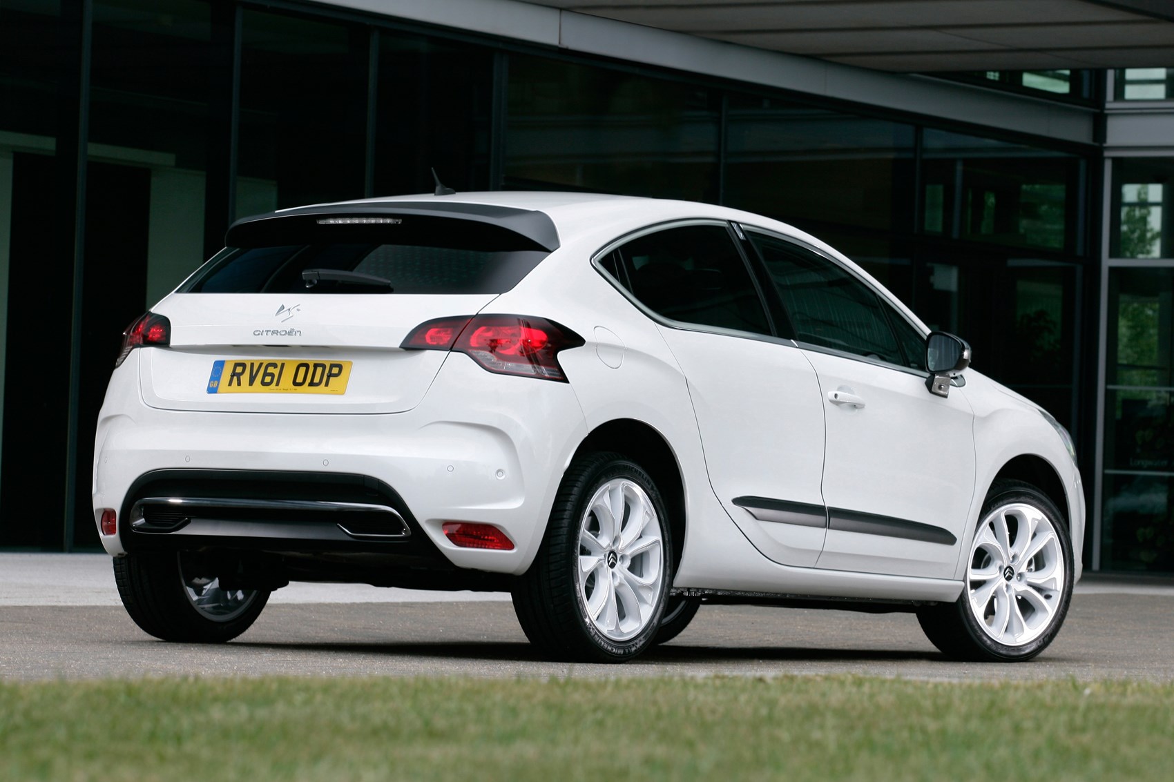 Used Citroën DS4 Hatchback (2011 - 2015) Engines | Parkers