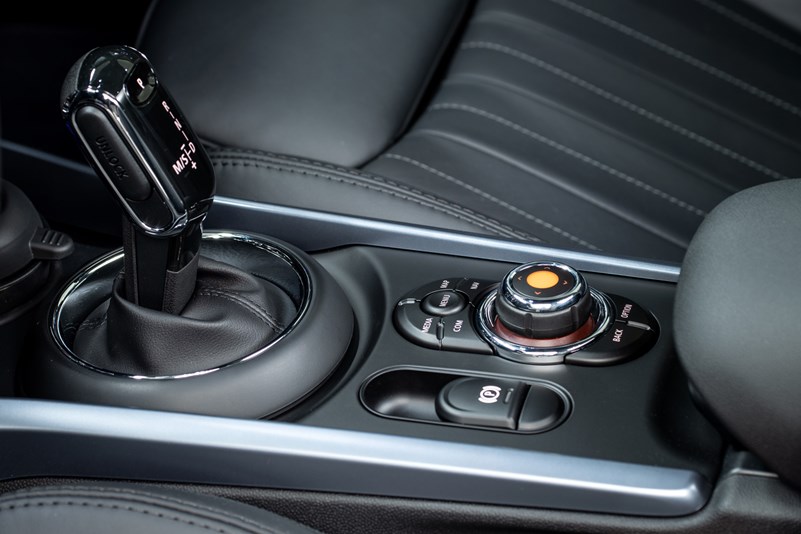 MINI Clubman (2021) Practicality, Boot Space & Dimensions | Parkers