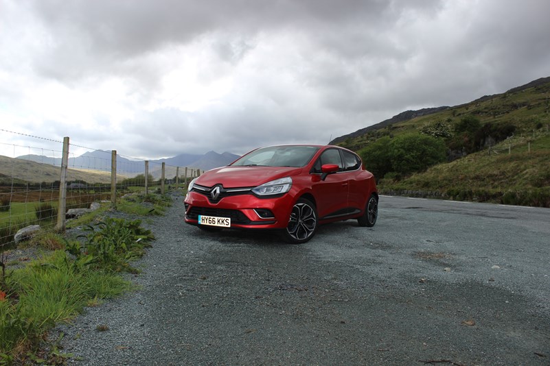 Used Renault Clio Hatchback (2012 - 2019) Review | Parkers