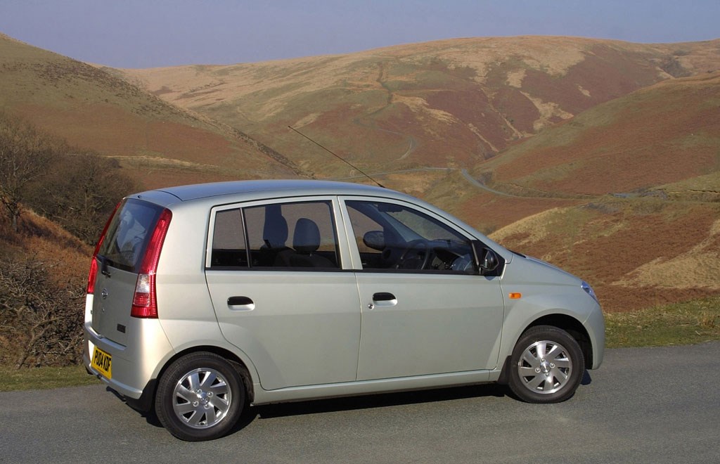 Used Daihatsu Charade Hatchback (2003 - 2007) Review | Parkers