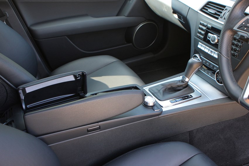 Used Mercedes-Benz C-Class Estate (2008 - 2014) Interior | Parkers