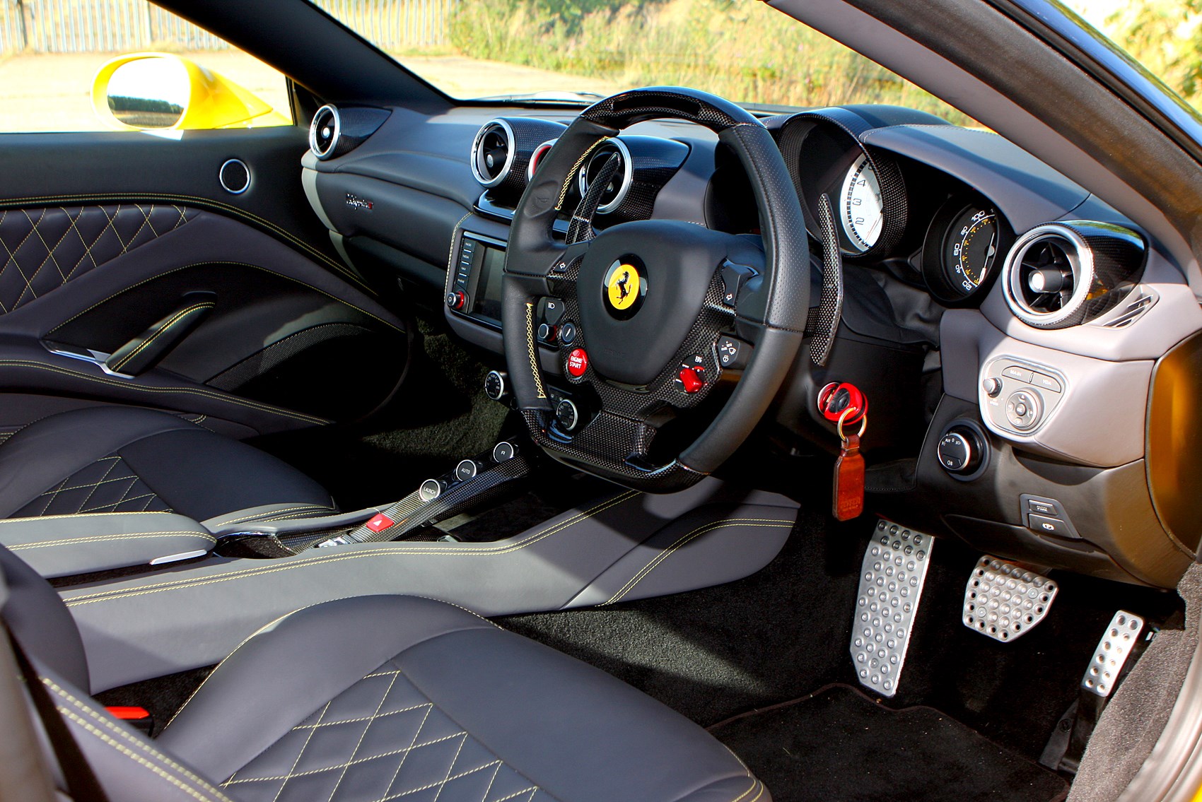Used Ferrari California T Convertible (2014 - 2016) Interior | Parkers
