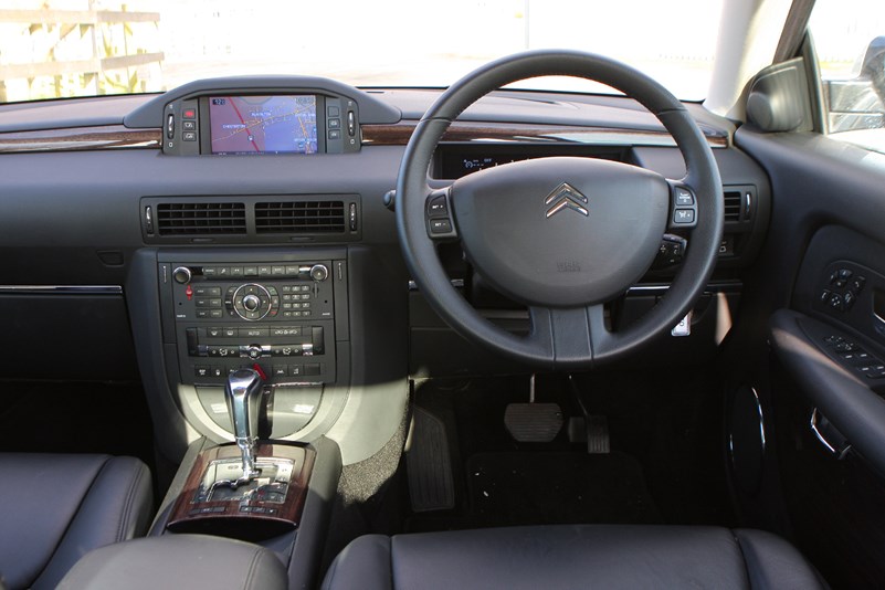 Used Citroën C6 Saloon (2006 - 2012) MPG | Parkers
