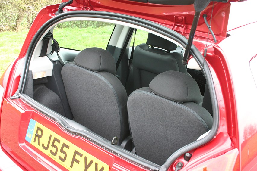 Used Citroën C2 Hatchback (2003 - 2009) Interior | Parkers