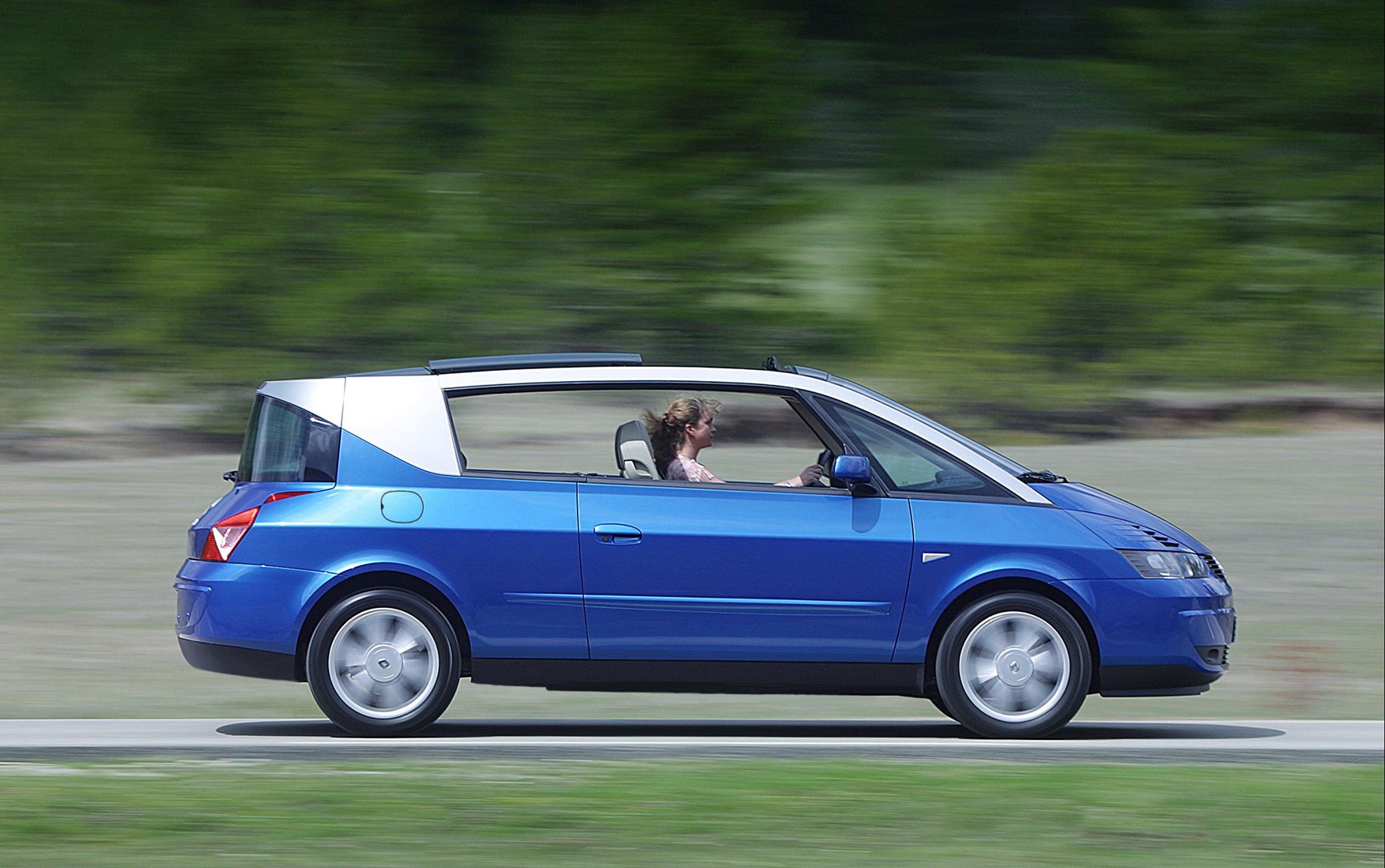 Used Renault Avantime Coupe (2002 - 2003) Review | Parkers