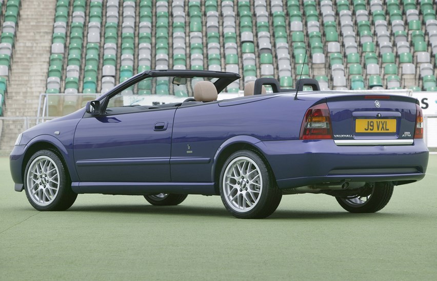 Used Vauxhall Astra Convertible (2001 - 2005) Review | Parkers