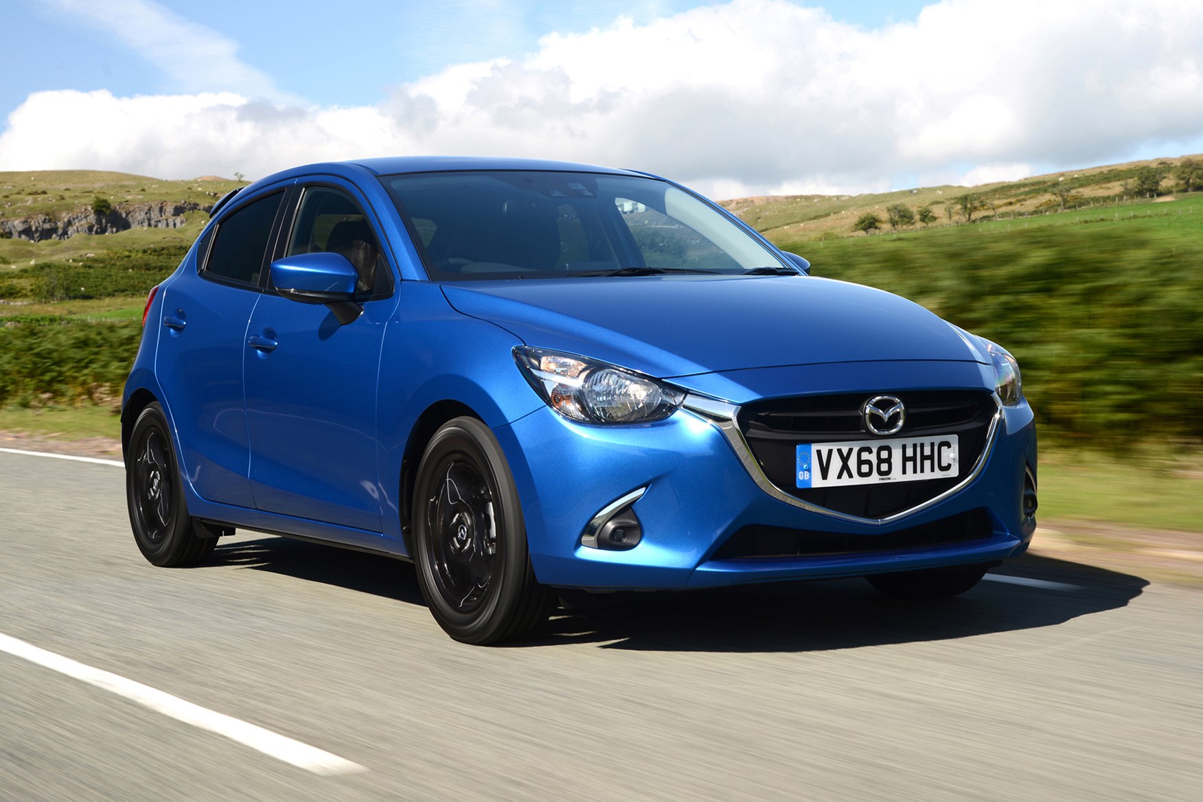 Mazda 2 (2020) MPG, Running Costs, Economy & CO2 | Parkers