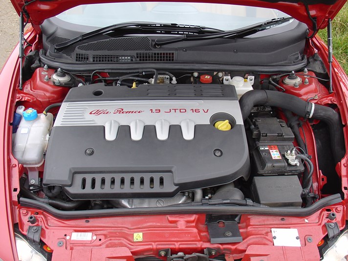 Used Alfa Romeo 147 Hatchback (2001 - 2009) Engines | Parkers