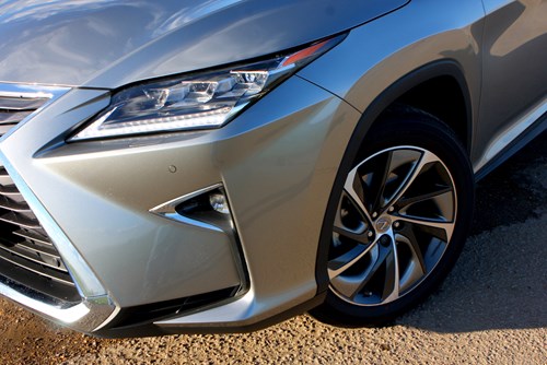 Lexus RX (2022) Practicality, Boot Space & Dimensions | Parkers