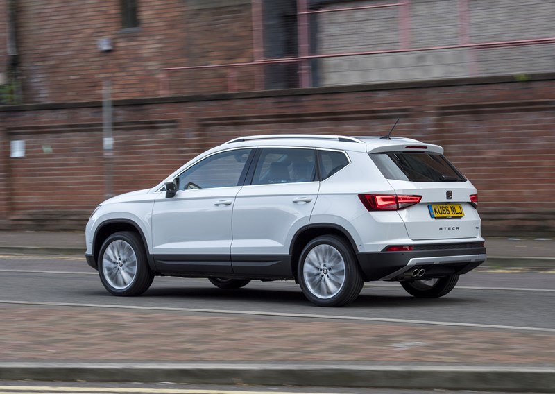 SEAT Ateca (2020) Interior Layout, Dashboard & Infotainment | Parkers