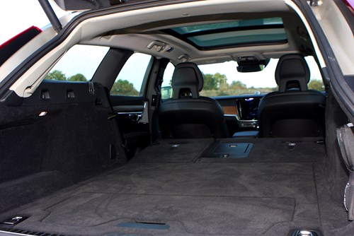 Volvo V90 (2021) Practicality, Boot Space & Dimensions | Parkers