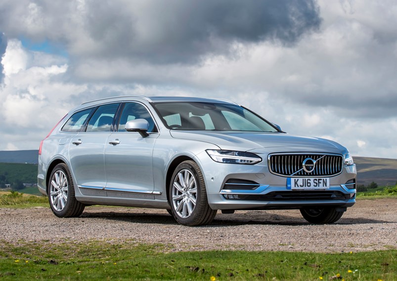Volvo V90 Review (2021) | Parkers
