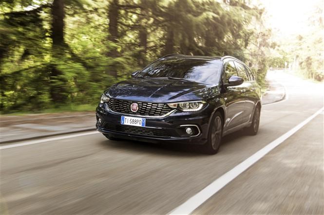Fiat Tipo Station Wagon (2021) Practicality & Boot Space | Parkers