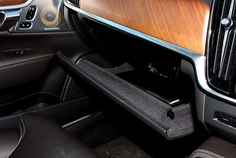 Volvo S90 (2021) Practicality, Boot Space & Dimensions | Parkers