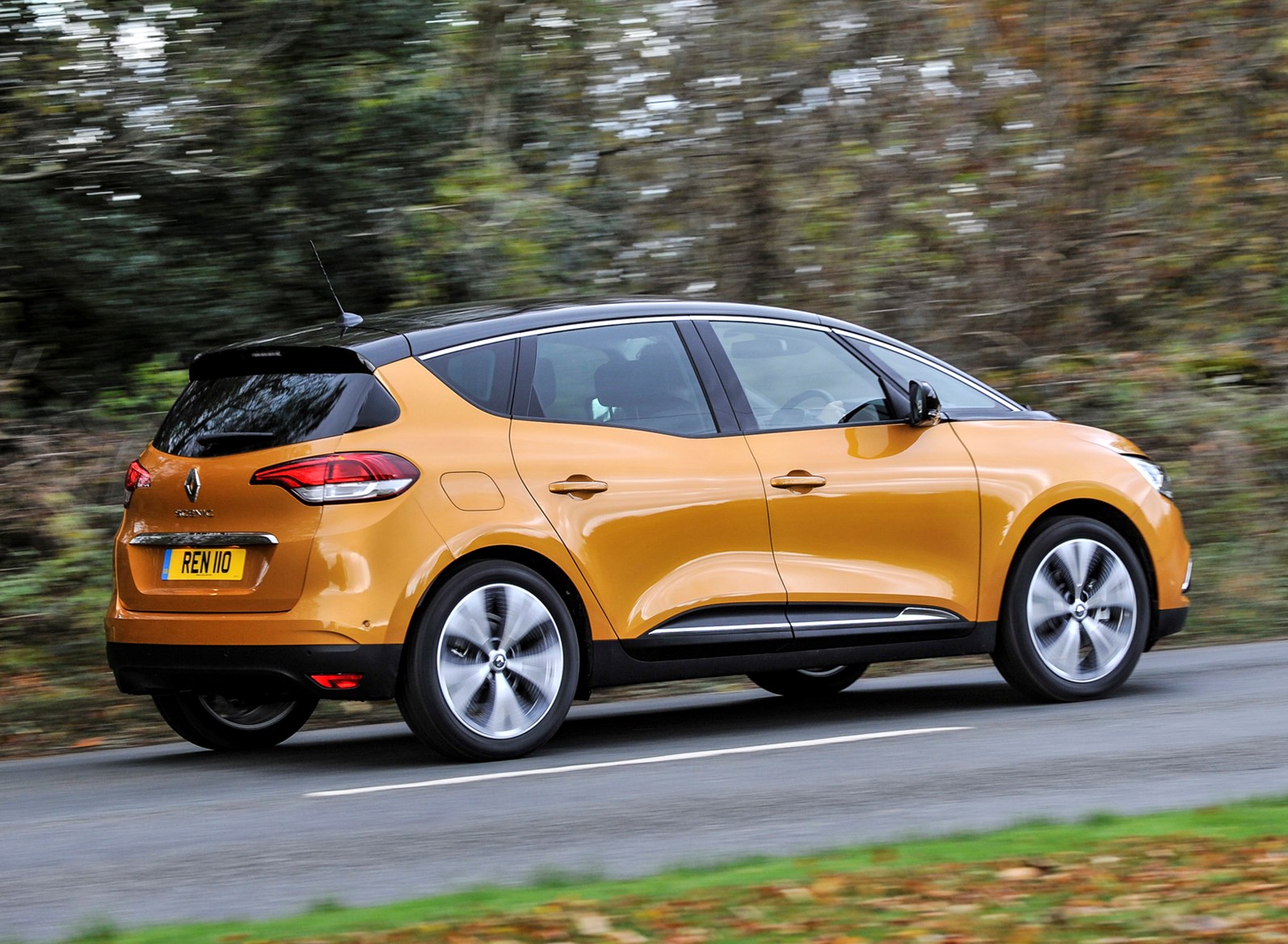 Used Renault Scenic Estate (2016 - 2019) Engines | Parkers