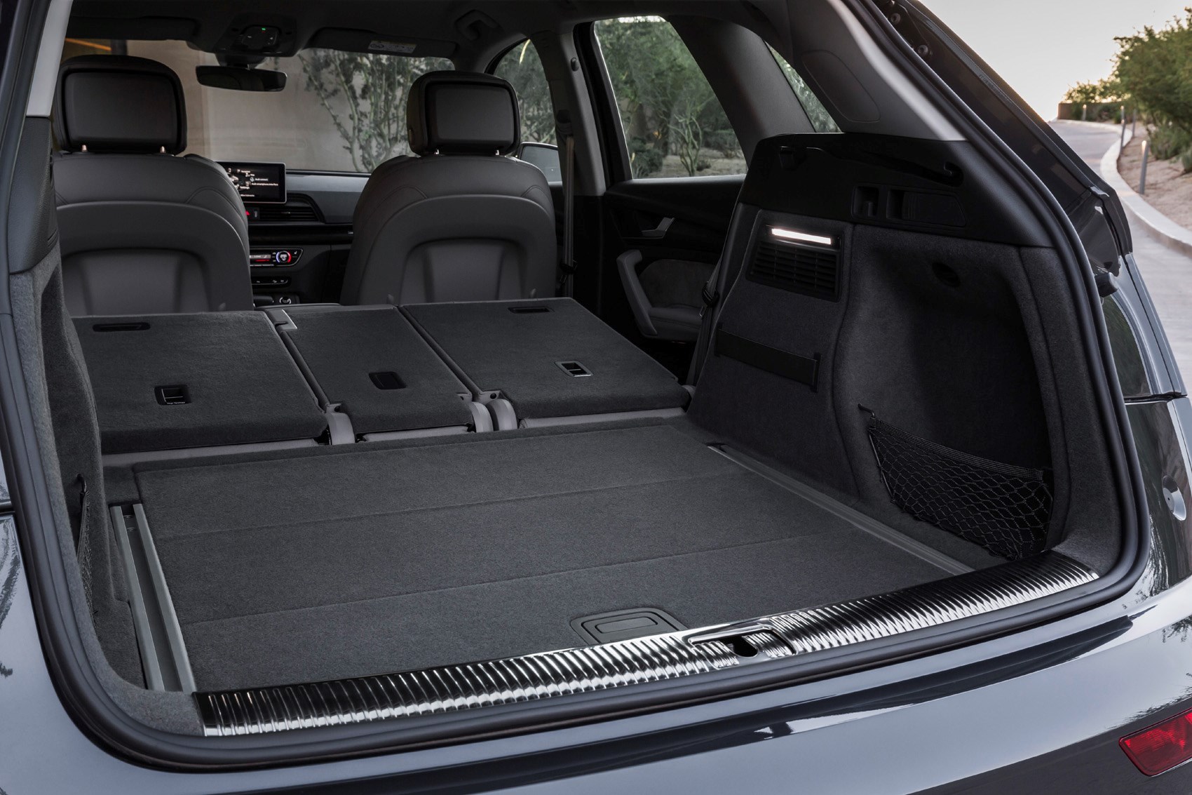 Audi Q5 Review (2021) | Parkers