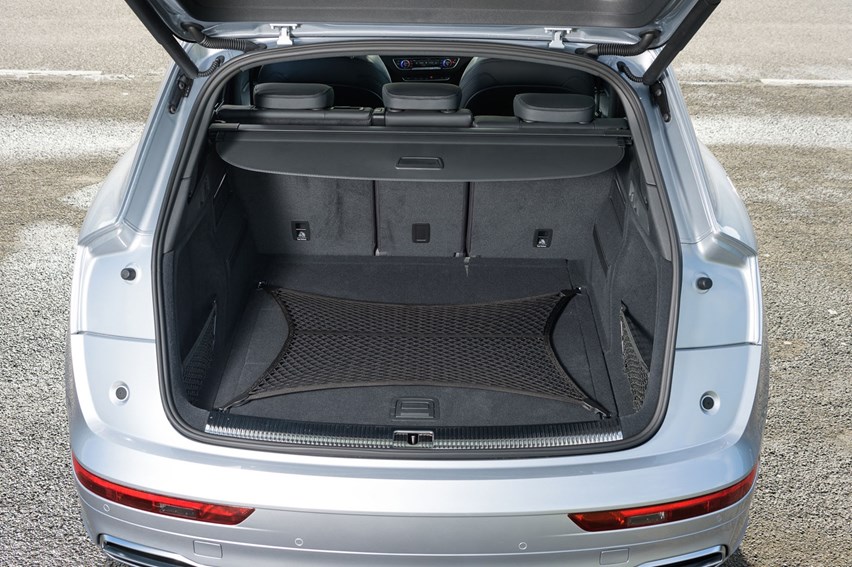 Audi Q5 (2021) Practicality, Boot Space & Dimensions | Parkers