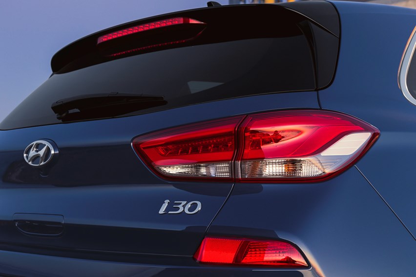 Hyundai i30 (2021) Practicality, Boot Space & Dimensions | Parkers