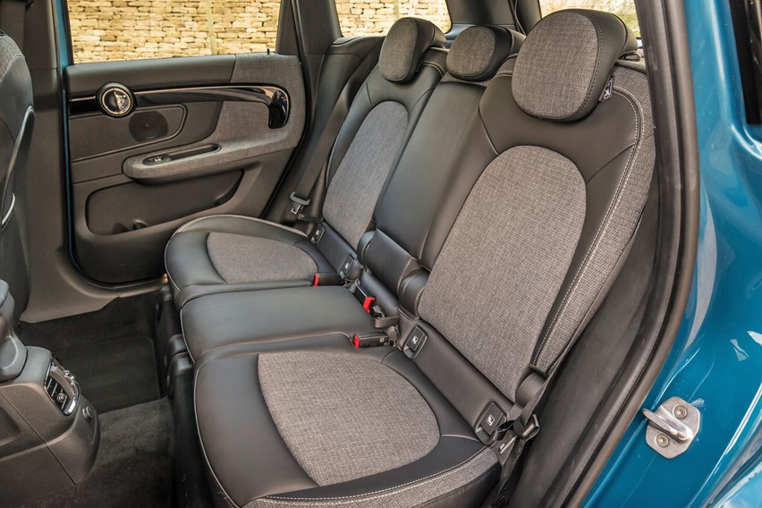 MINI Countryman Review (2021) | Parkers