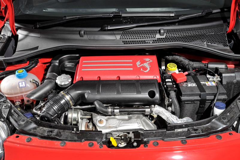 Abarth 595 (2021) Engines, Drive & Performance | Parkers