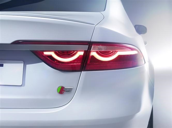 All-new Jaguar XF promises impressive economy | Parkers