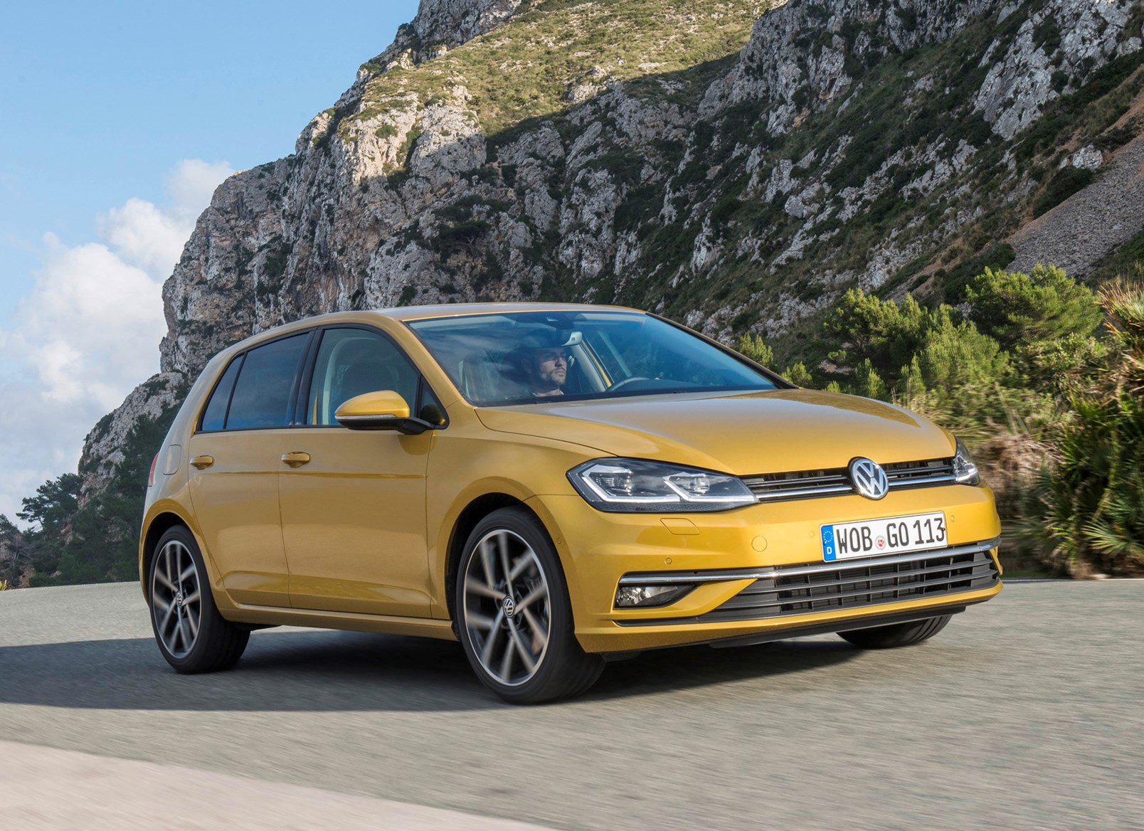Volkswagen Golf 1 5 TSI Evo 150 DSG Road Test Parkers