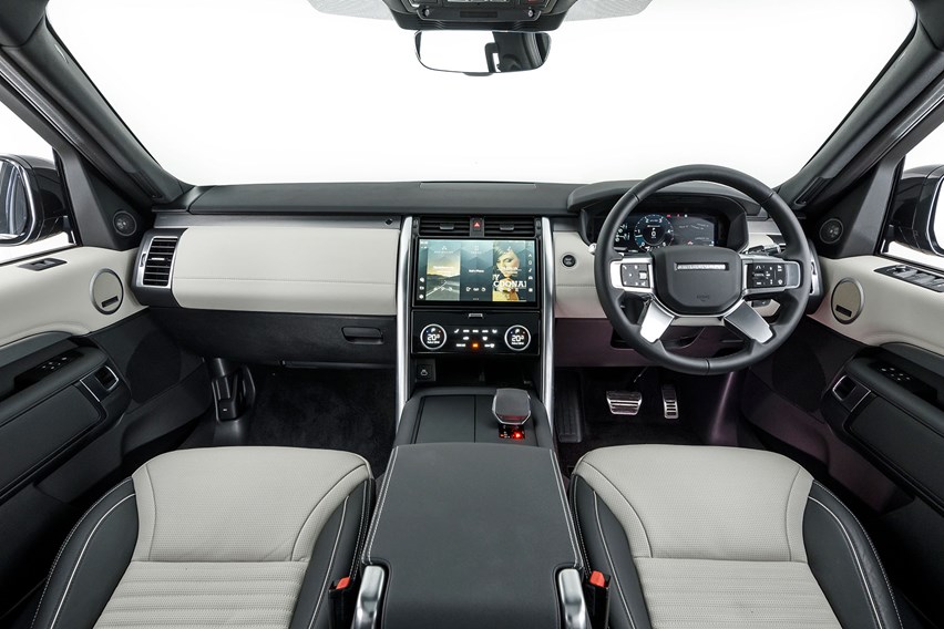 Land Rover Discovery engines and handling