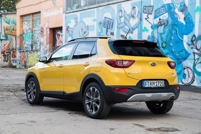 Kia Stonic (2021) Practicality, Boot Space & Dimensions | Parkers