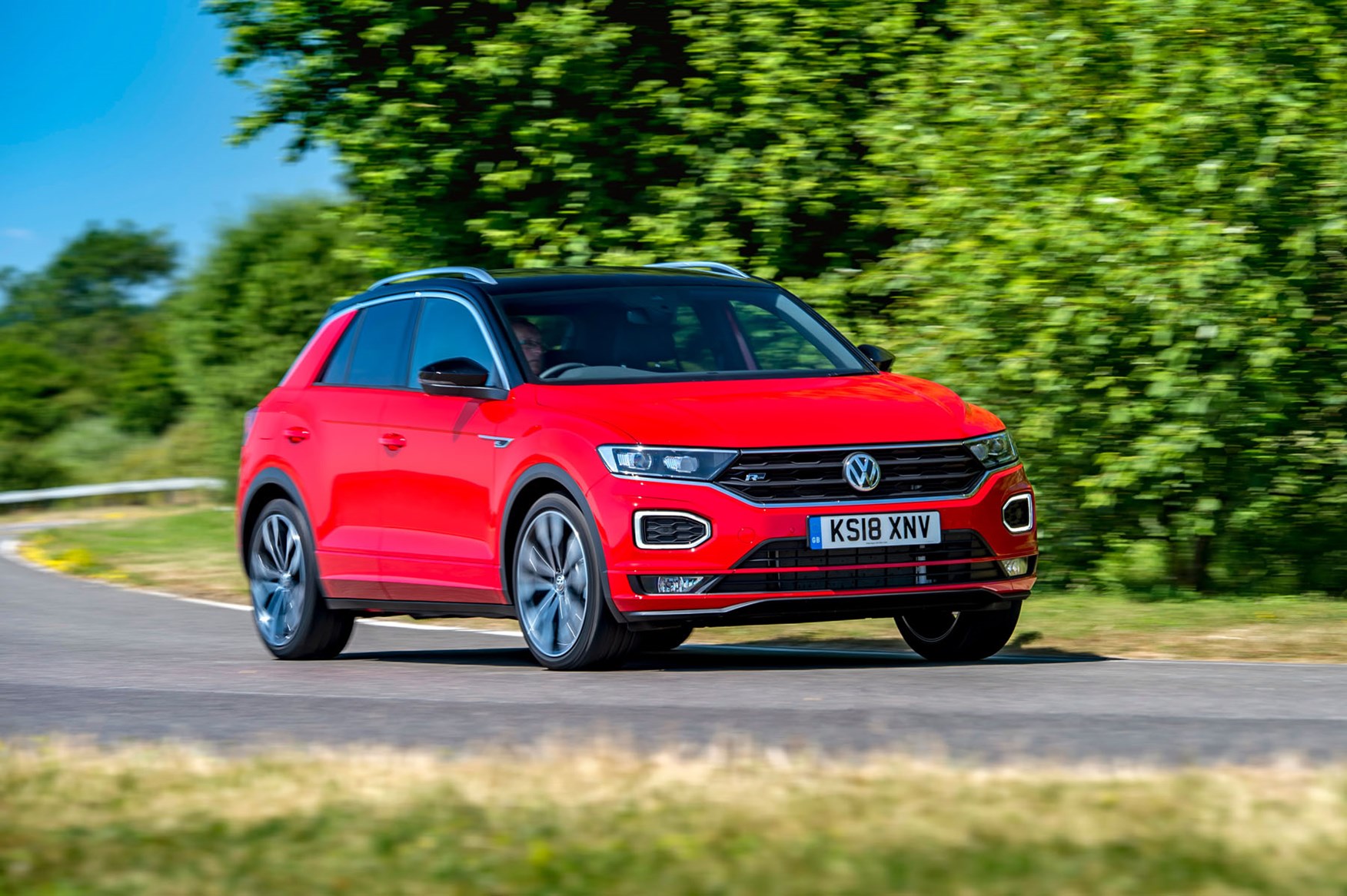 Volkswagen T-Roc (2021) MPG, Running Costs, Economy & CO2 | Parkers