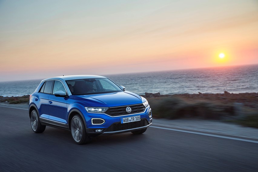 Volkswagen T-Roc Review (2021) | Parkers